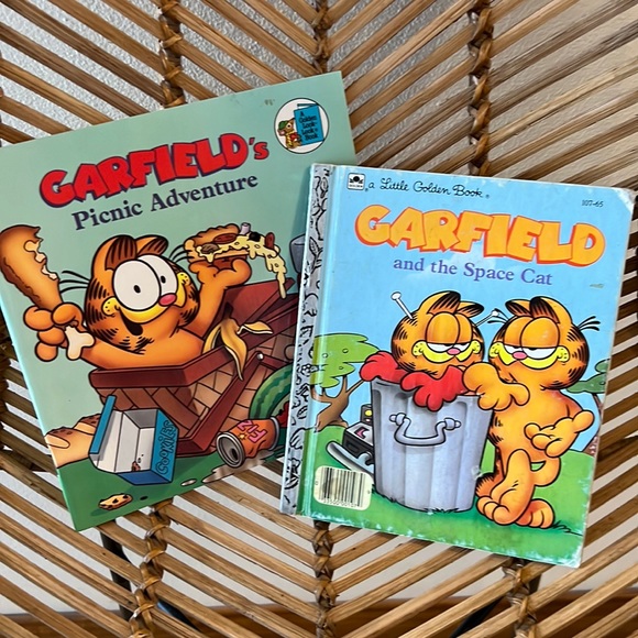 Little Golden Books | Toys | Lot Of 2 Vintage Garfield Books Golden ...